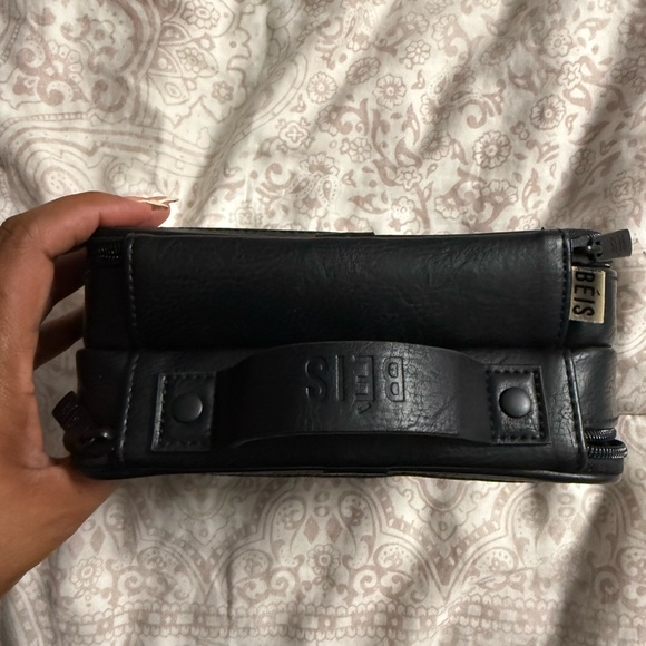 BEIS | Bags | Beis The On The Go Essential Case In Black | Poshmark